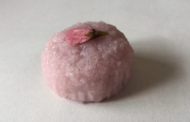 Cherry Blossom Flavored Rice Cake - Japan Snacks